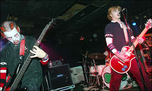 Deadsy introduces ‘undercore’ | News, Sports, Jobs - Lawrence Journal ...